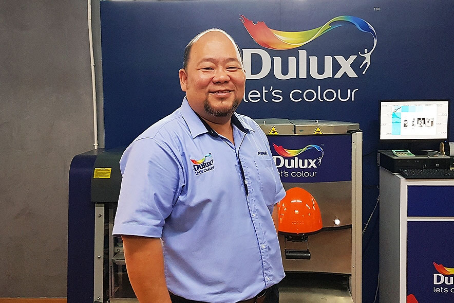Meet Luke Wong Sales Manager For Retail In Sarawak Malaysia Akzonobel