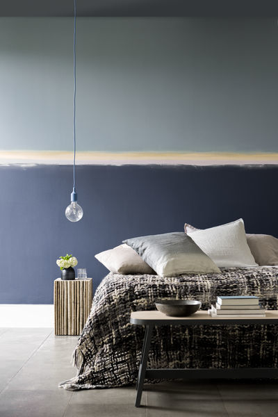 5 Blue Bedroom Feature Wall Ideas - Sky & Navy Hues | Dulux
