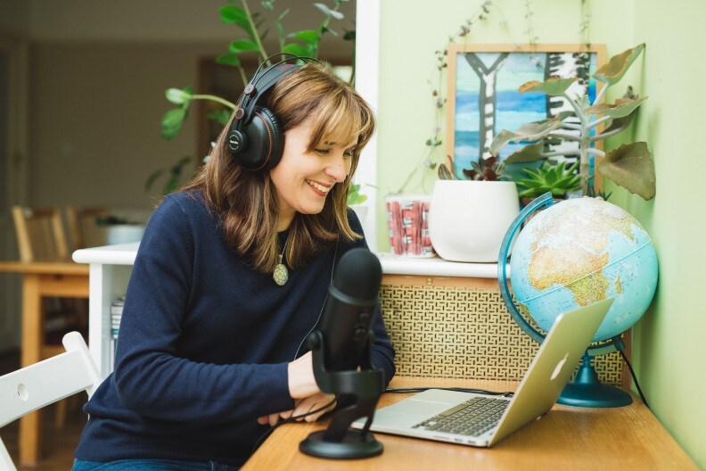 Garden Paint Colours & Ideas - Let's Colour Podcast | Dulux